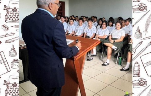 Visita del Escritor panameño Ricardo Puello - Semana del Idioma Español ...